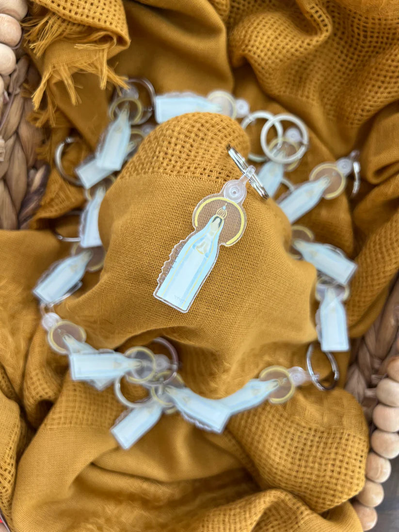 Our Lady of Fatima Keychain – The Pink Paisley